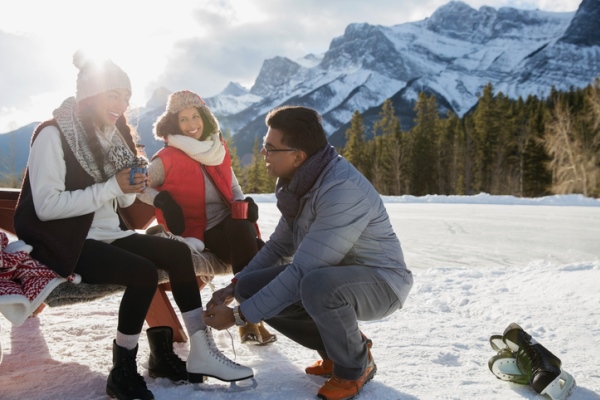 I keep putting it off. (Phrasal verbs with ‘put’) – About Words ...